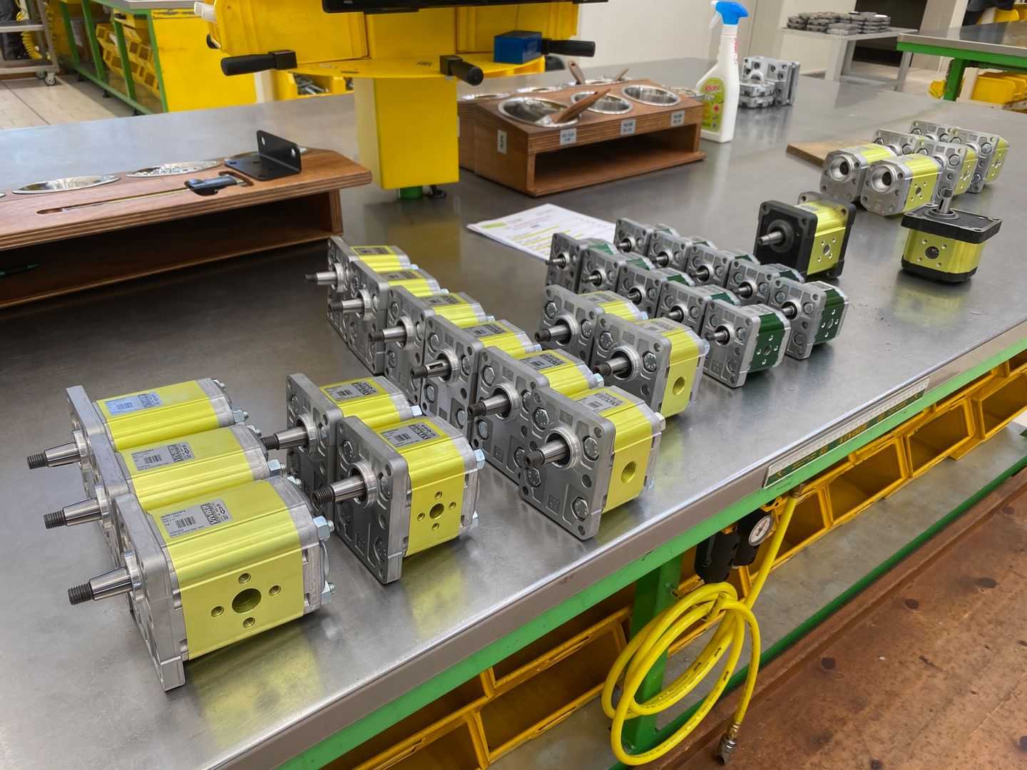 Vivoil Hydraulic Products and Quality • Vivoil